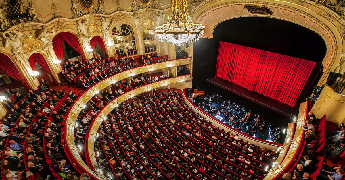 Opern-Feuilleton: 75 Jahre Komische Oper Berlin | concerti.de